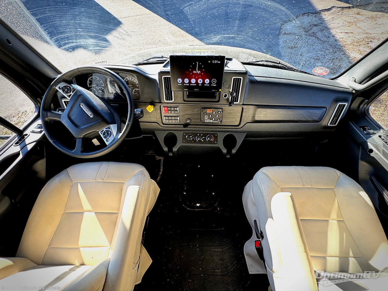 2025 Entegra Coach Accolade 37M #LCR1808 - For Sale in Ocala, FL