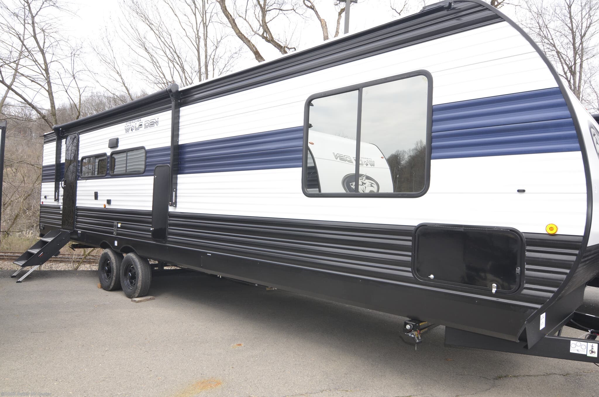 2024 Forest River Wolf Den 282DS #902849 - For Sale in Butler, PA