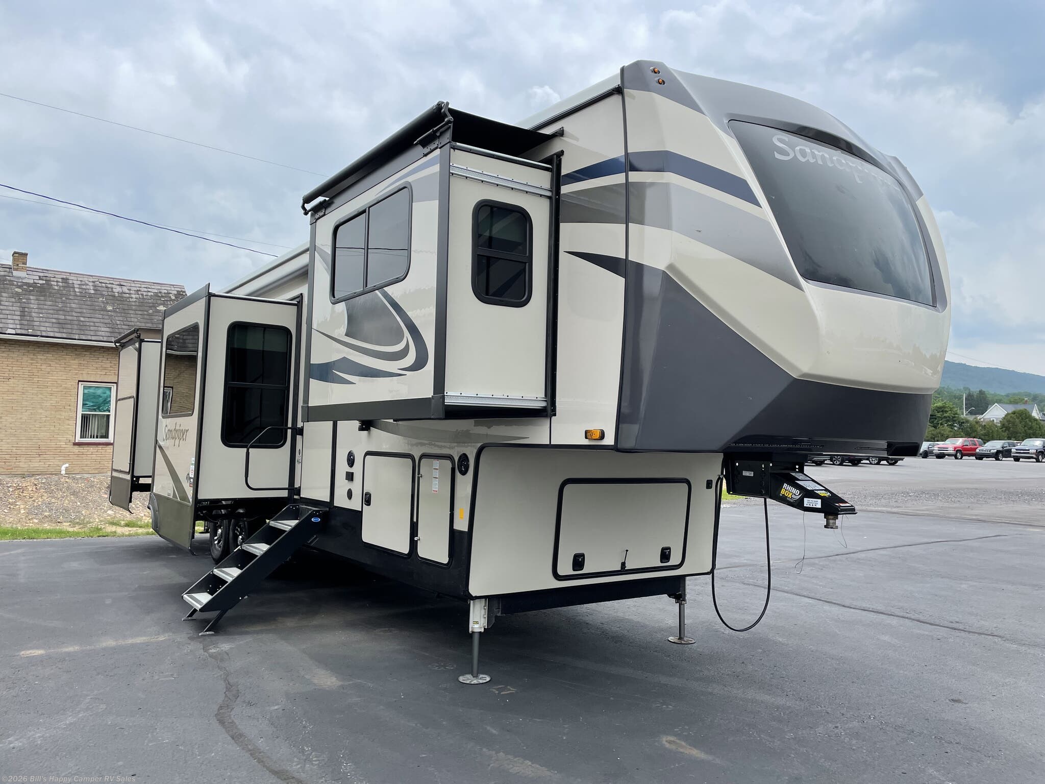 2021 Forest River Sandpiper 379FLOK