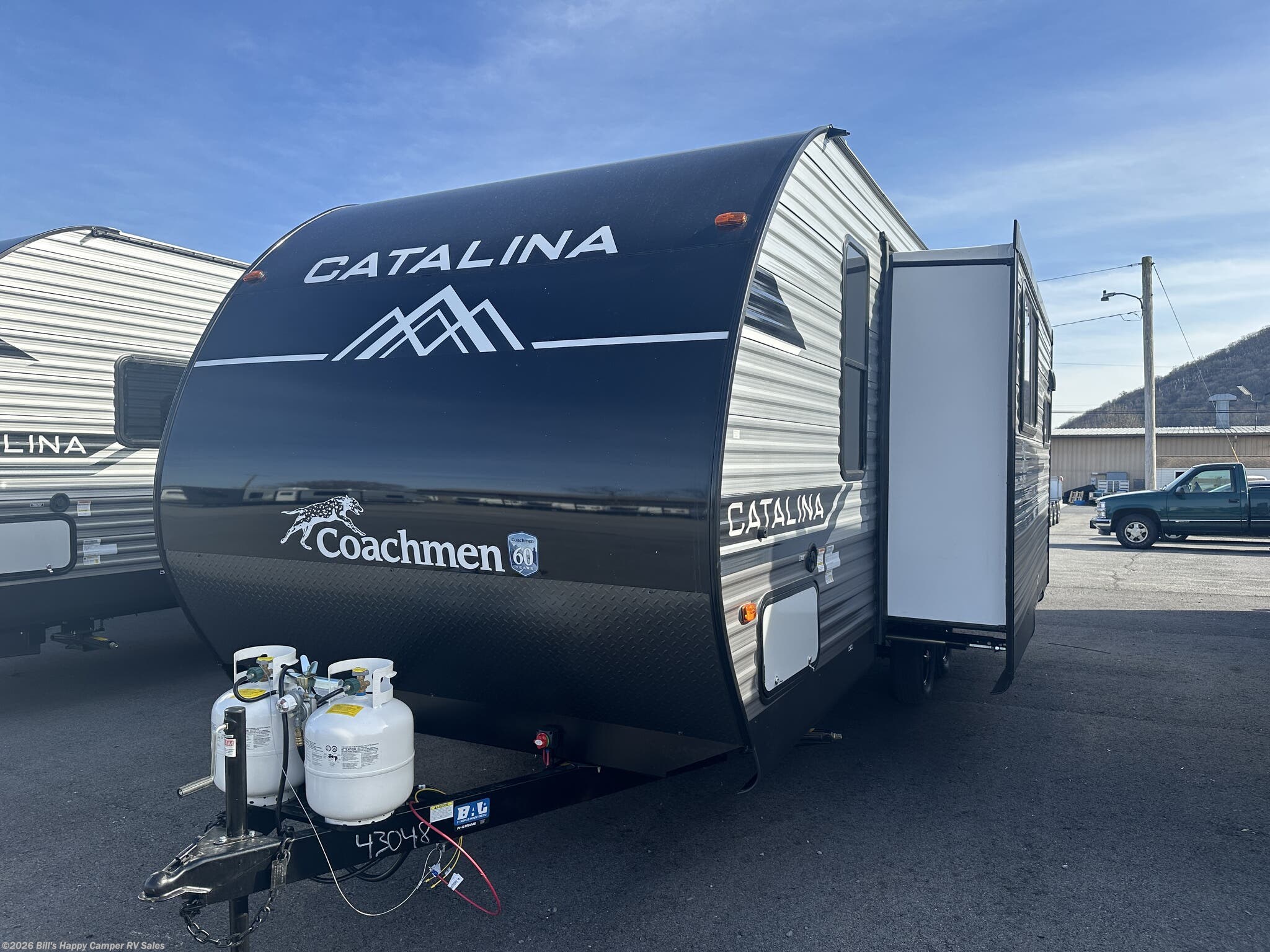 2024 Coachmen Catalina Summit Series 8 221MKE