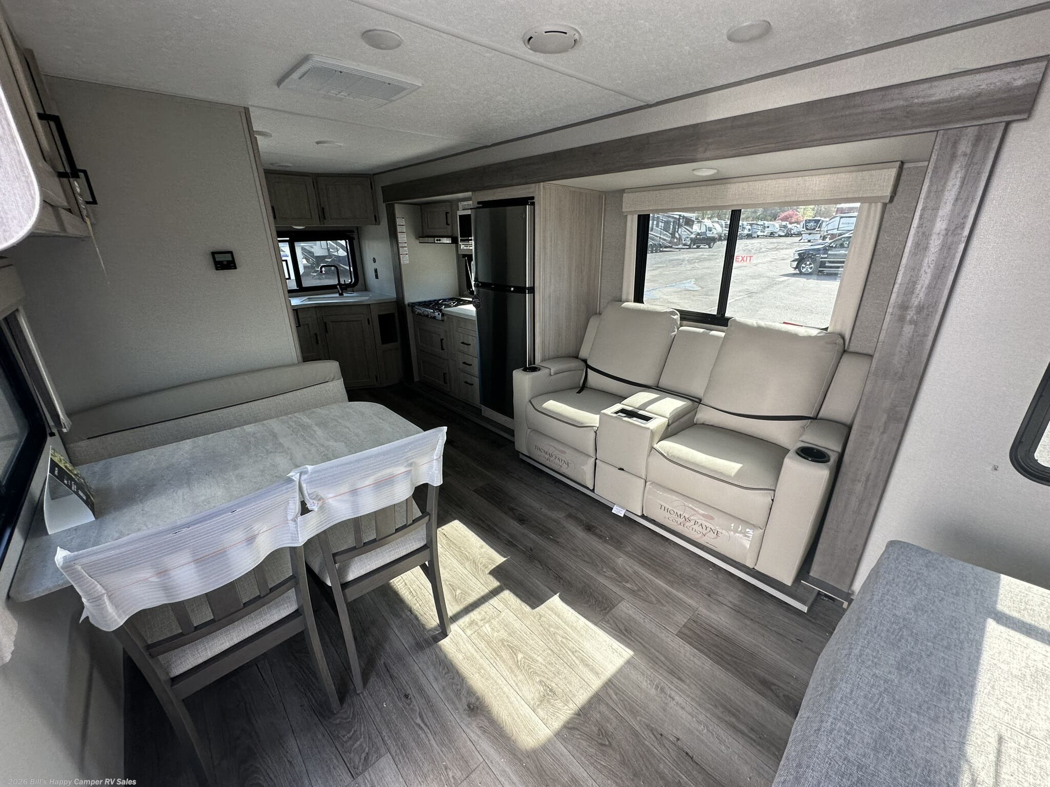2024 Coachmen Catalina Summit Series 8 221MKE