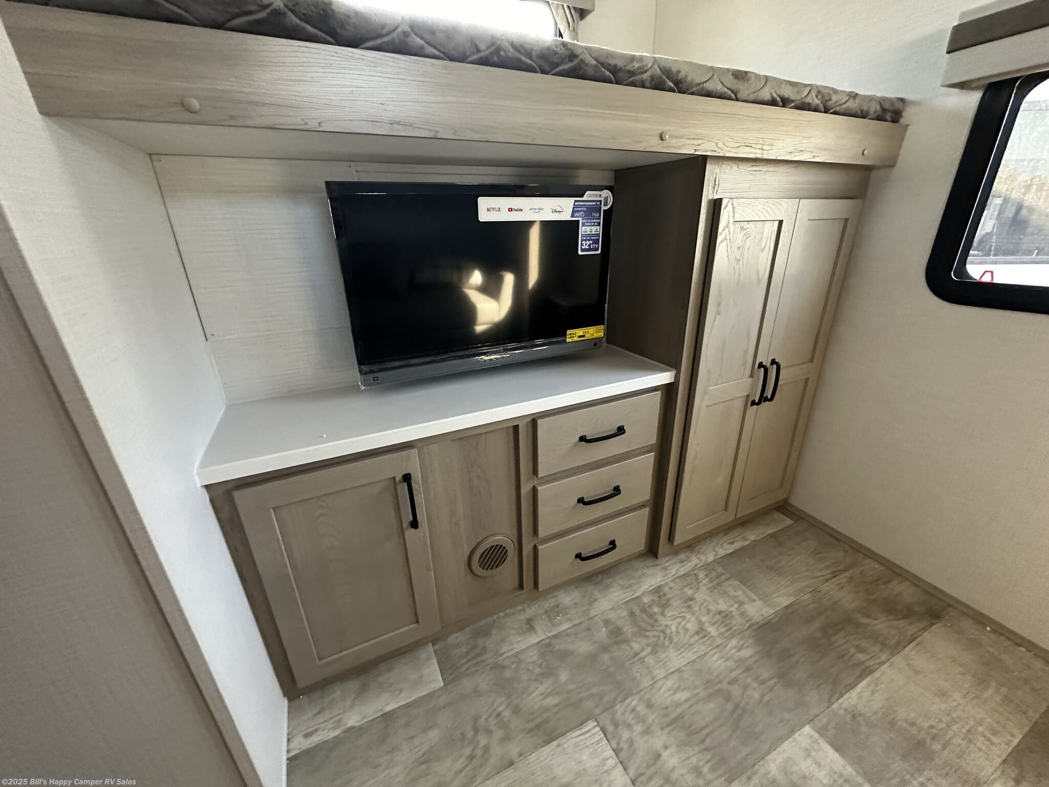 2024 Forest River Rockwood Signature 8336BH