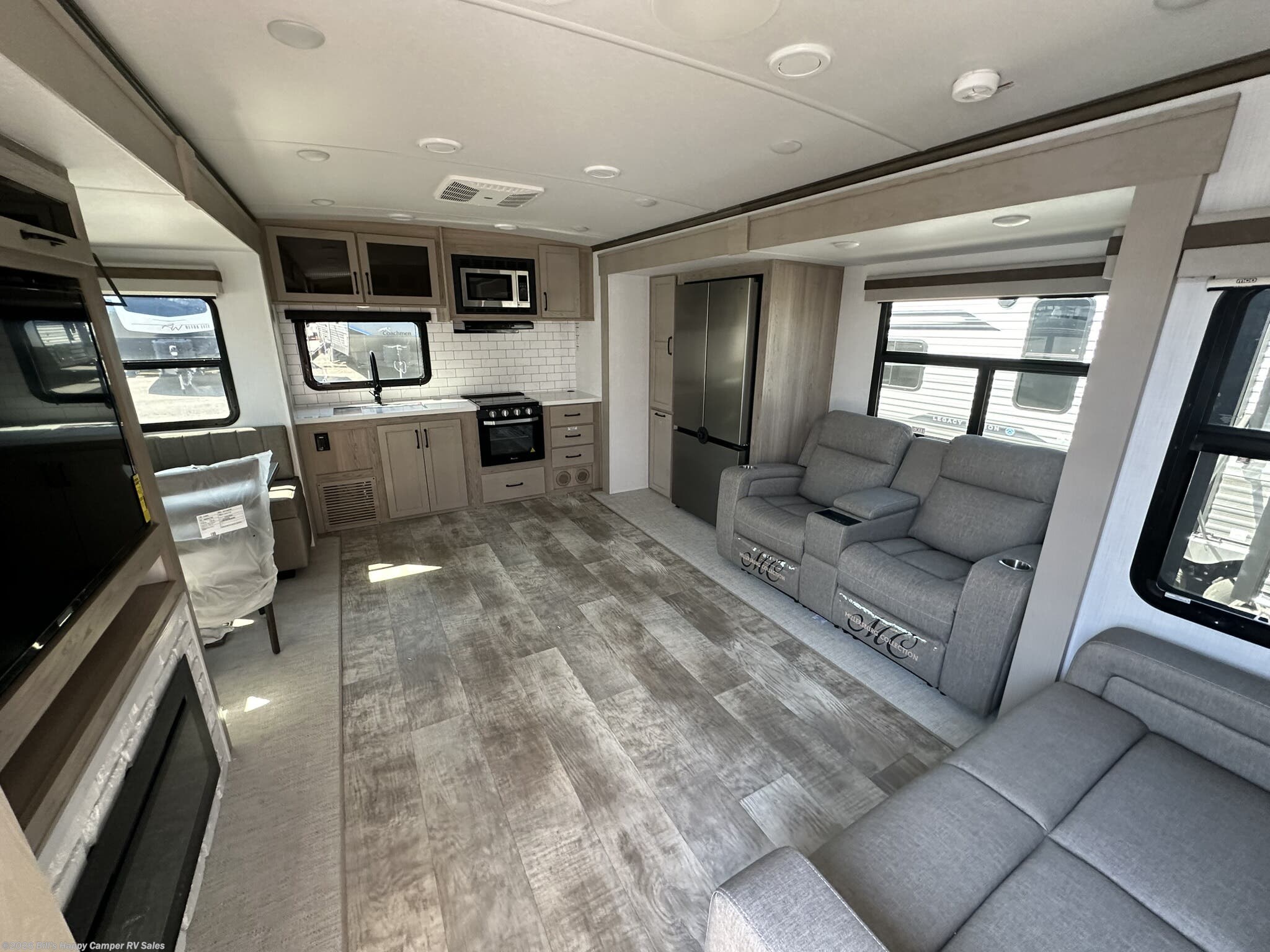 2024 Forest River Rockwood Signature 8332SB