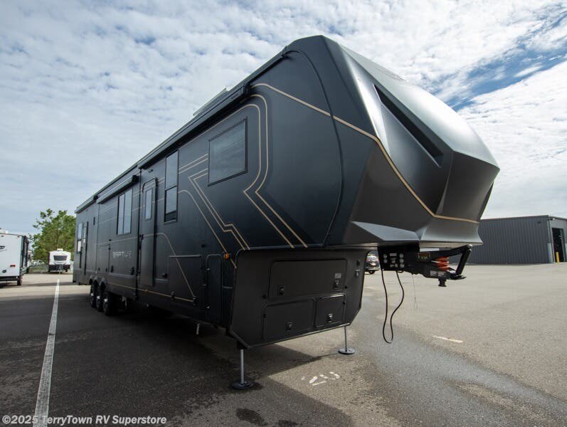 2025 Keystone Raptor 433 RV for Sale in Grand Rapids, MI 49548 | 45904 ...