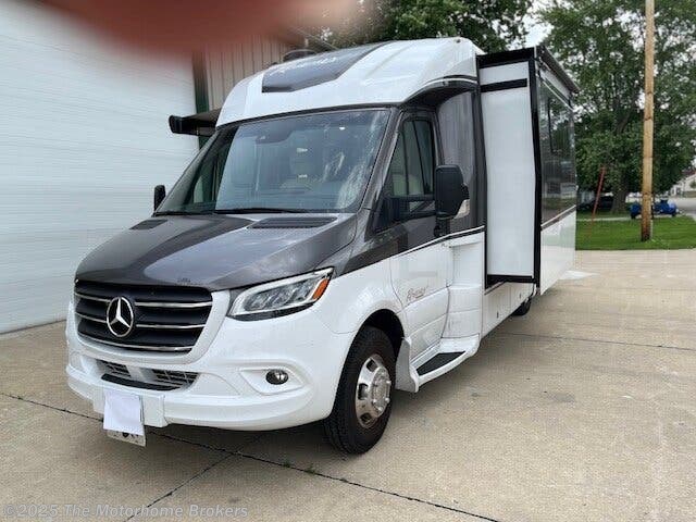 2022 Regency Ultra Brougham 25MB RV for Sale in Salisbury, MD 21804 ...