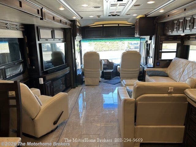 2016 Winnebago Tour 42QD (in Frederick, MD) RV for Sale in Salisbury ...