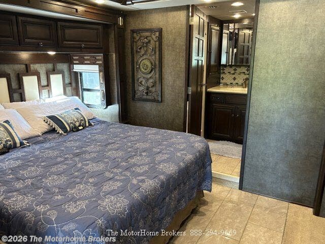 2016 Winnebago Tour 42QD (in Frederick, MD) RV for Sale in Salisbury ...