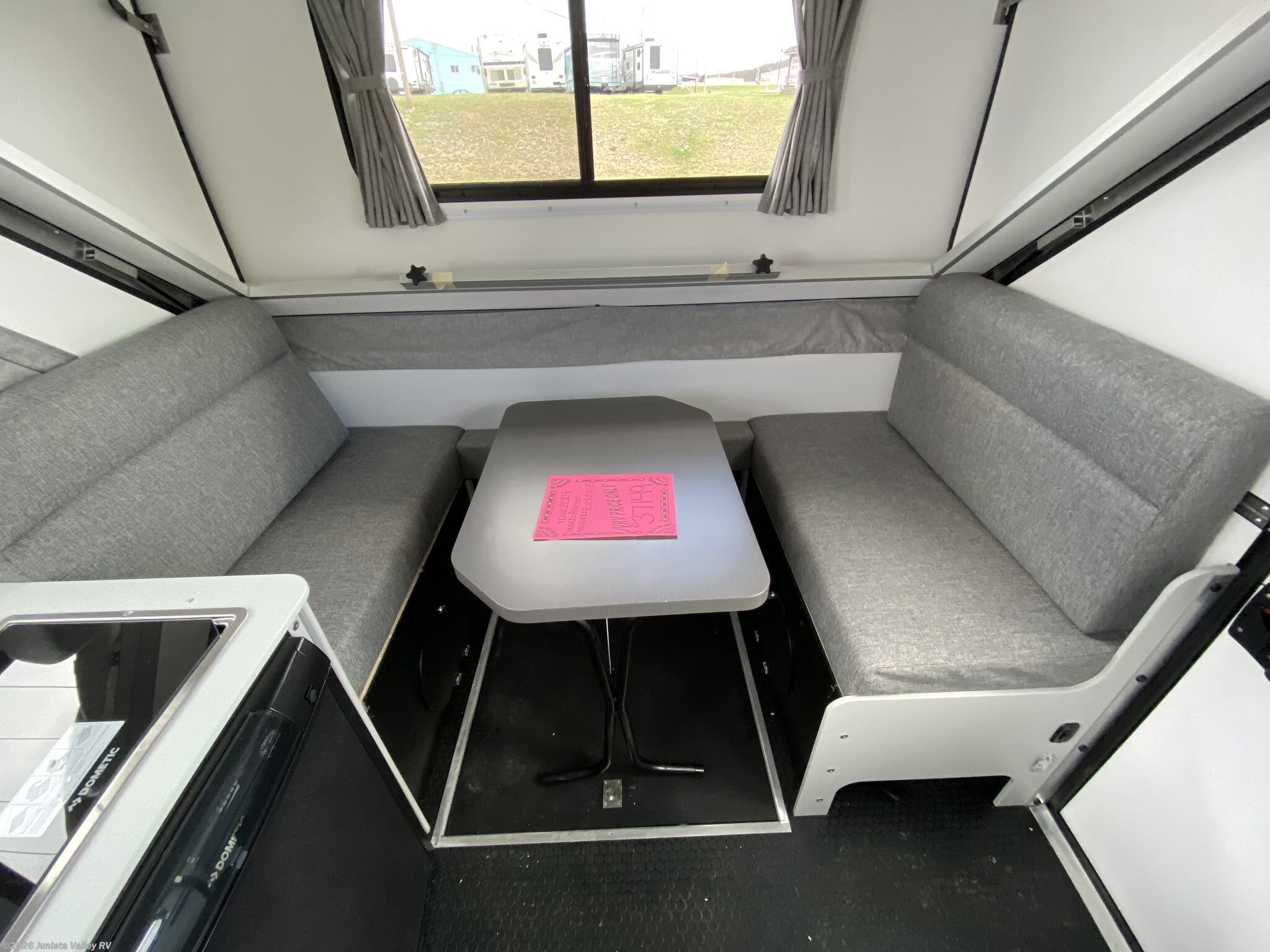 2024 Aliner Evolution Twin Bed