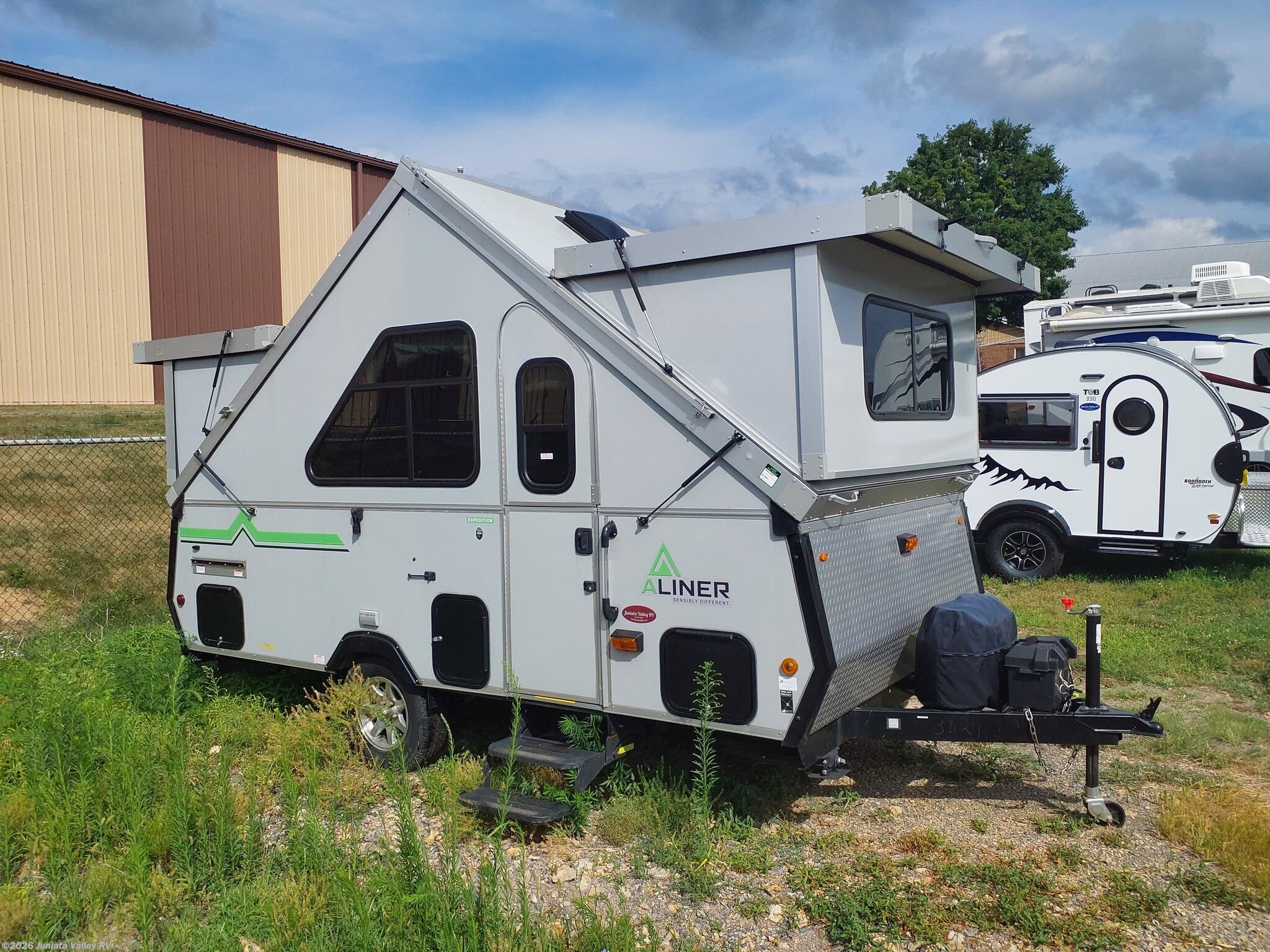 2021 Aliner Expedition Twin bed