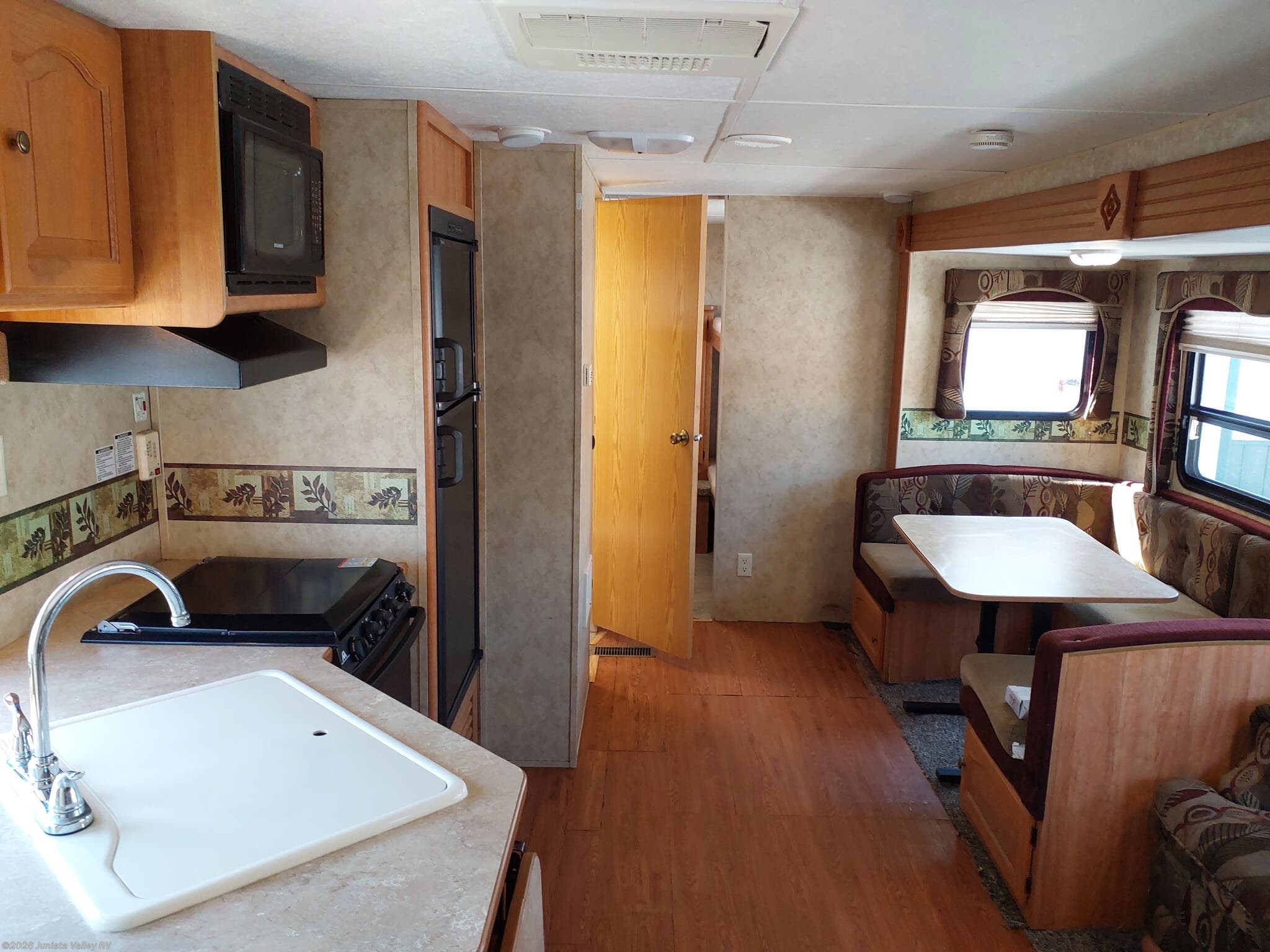 2008 Keystone Springdale 298 BHL-GL RV for Sale in Mifflintown, PA ...