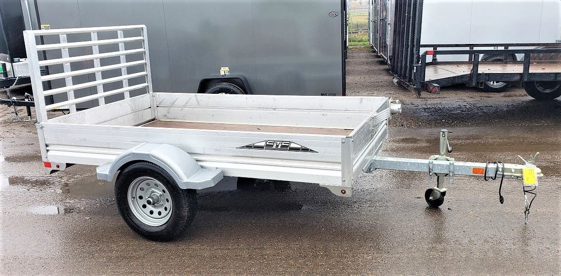 2017 Karavan STS 5X8 UTILITY TRAILER - ALMOST NEW CONDITION!