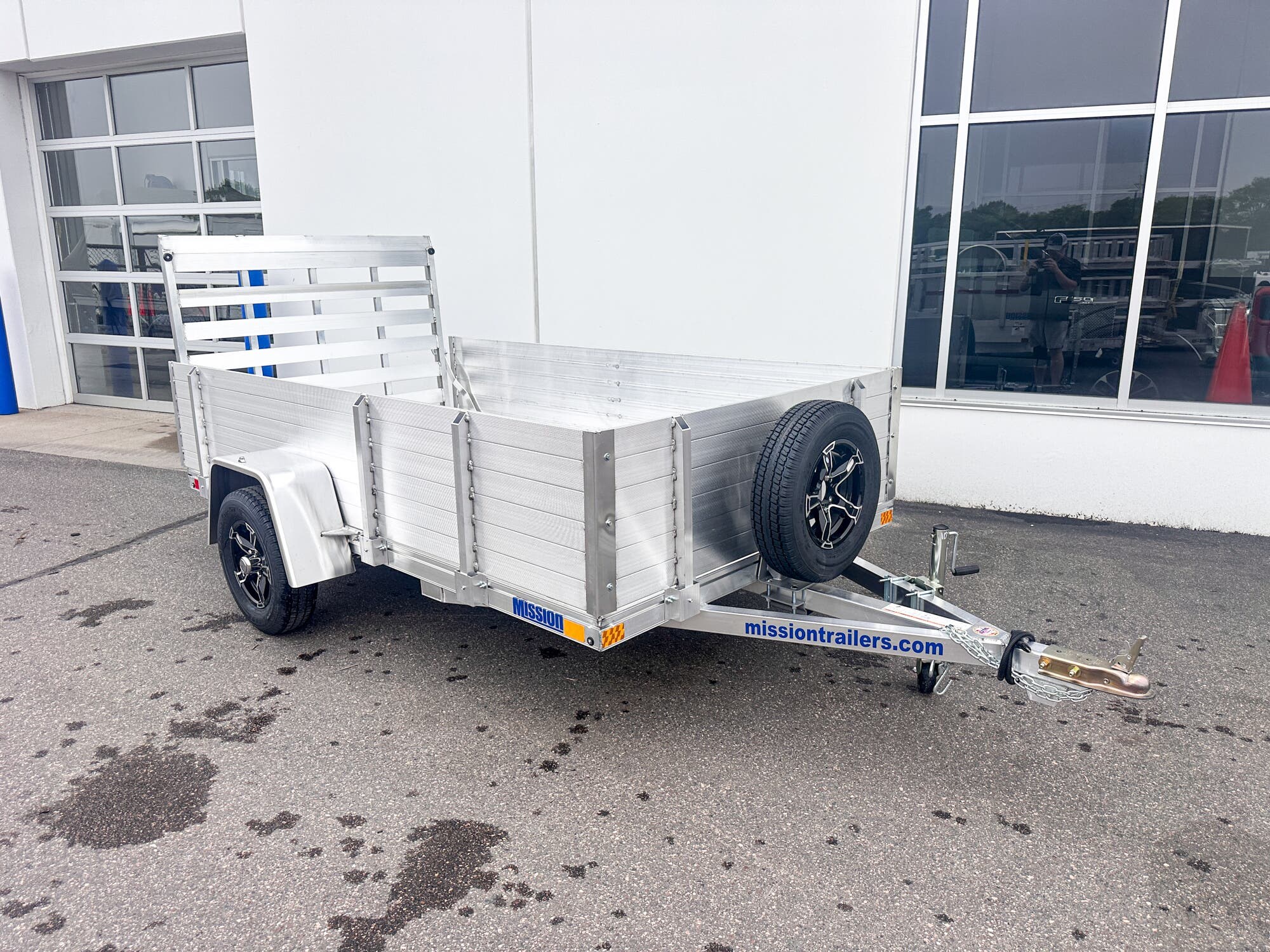 2027 MISSION TRAILERS 6610 ALUMINUM UTILITY TRAILER- 20" SIDES - FULL RAMP