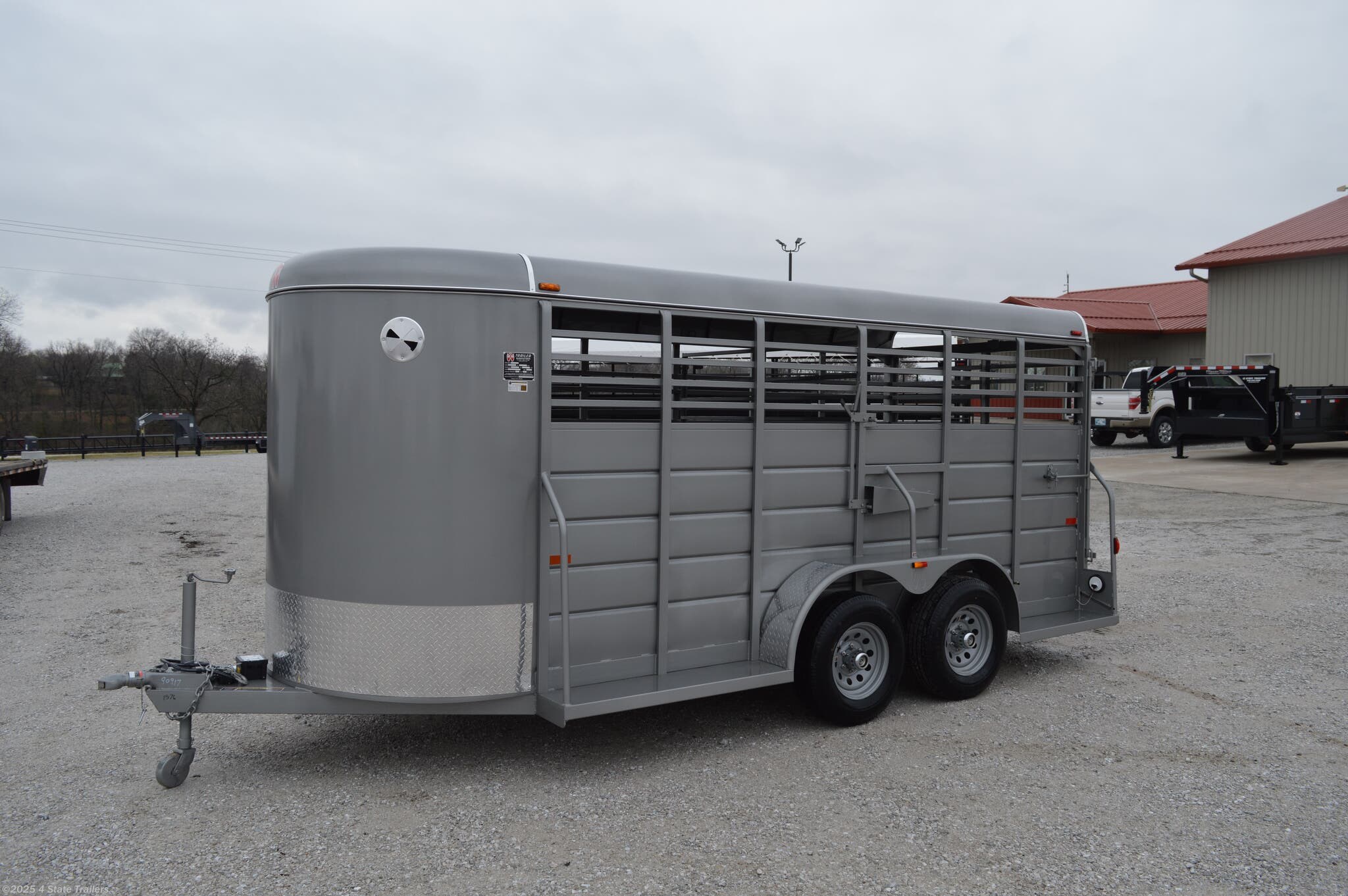 W-W Stock trailers for sale - TrailersMarket.com