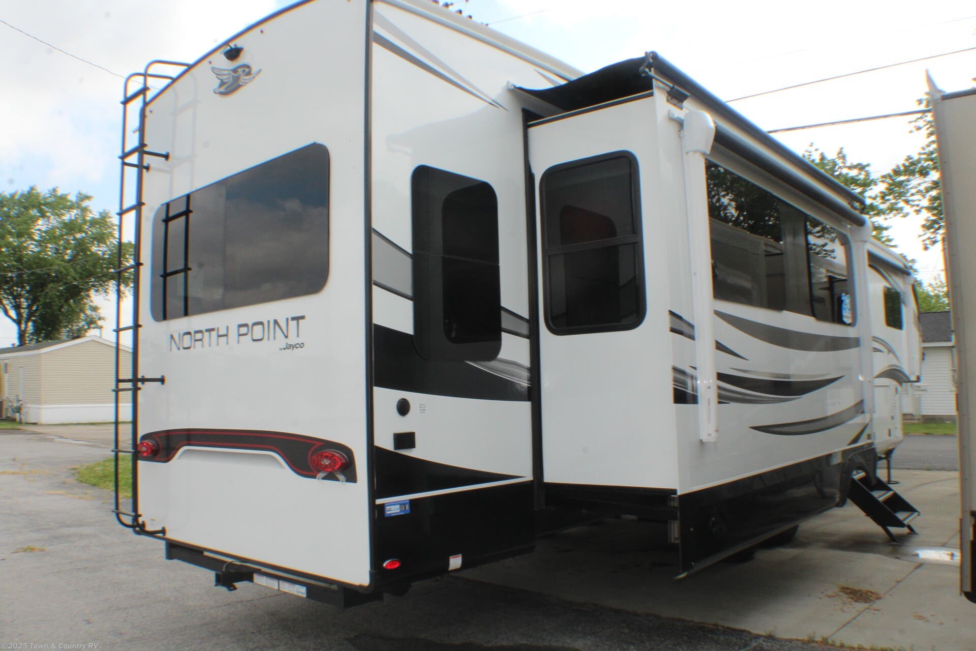 2022 Jayco North Point 377RLBH RV for Sale in Clyde, OH 43410 | 6033 ...