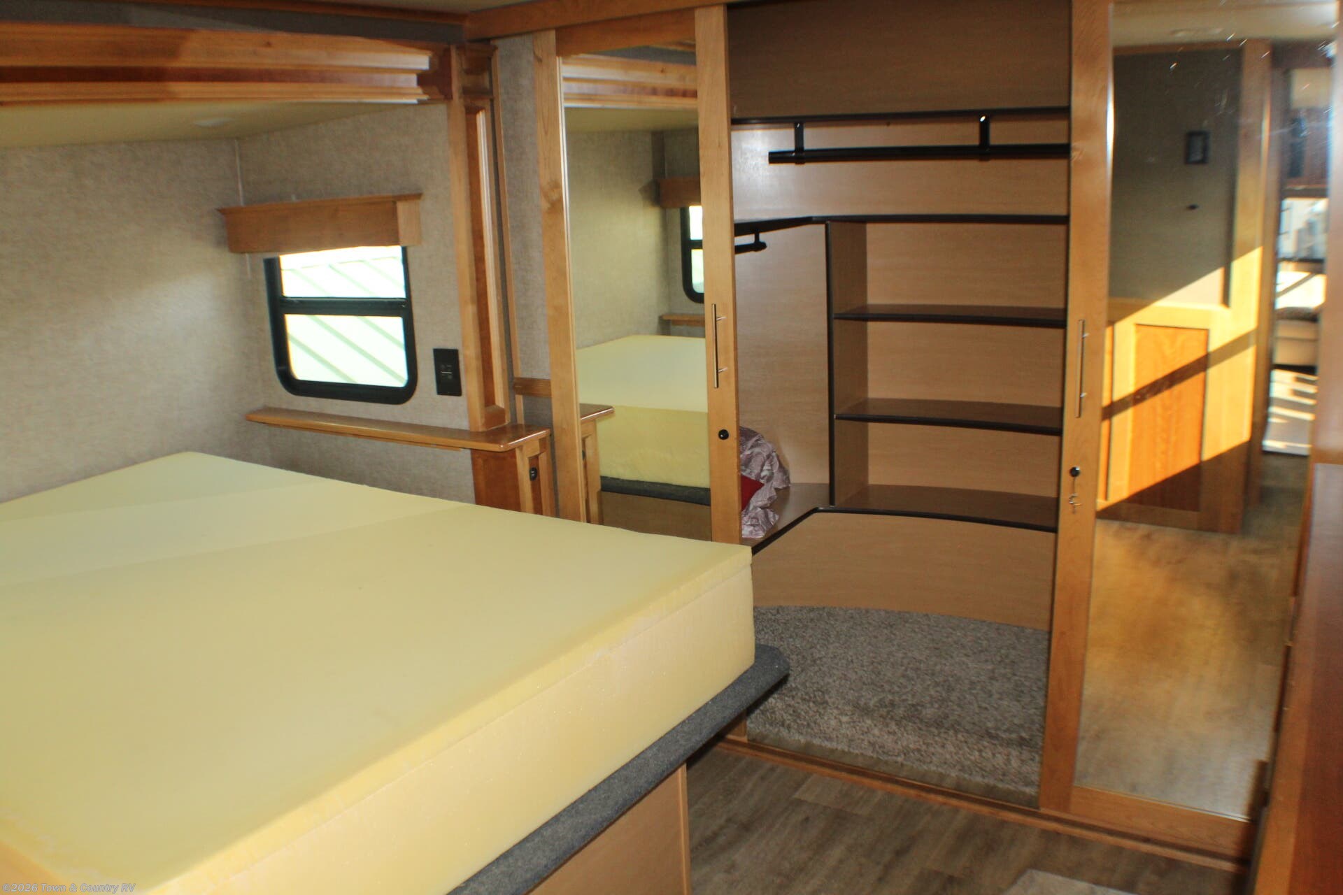 2018 Vanleigh Vilano 365RL RV for Sale in Clyde, OH 43410 | 6244 ...