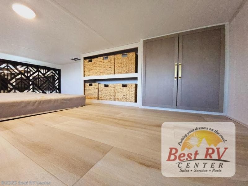 2025 Forest River Wildwood Heritage Glen ROOST43 RV for Sale in Turlock ...