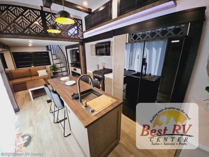 2025 Forest River Wildwood Heritage Glen ROOST43 RV for Sale in Turlock ...