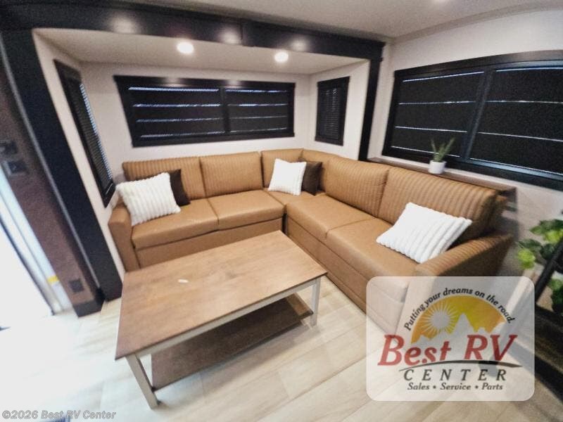 2025 Forest River Wildwood Heritage Glen ROOST43 RV for Sale in Turlock ...