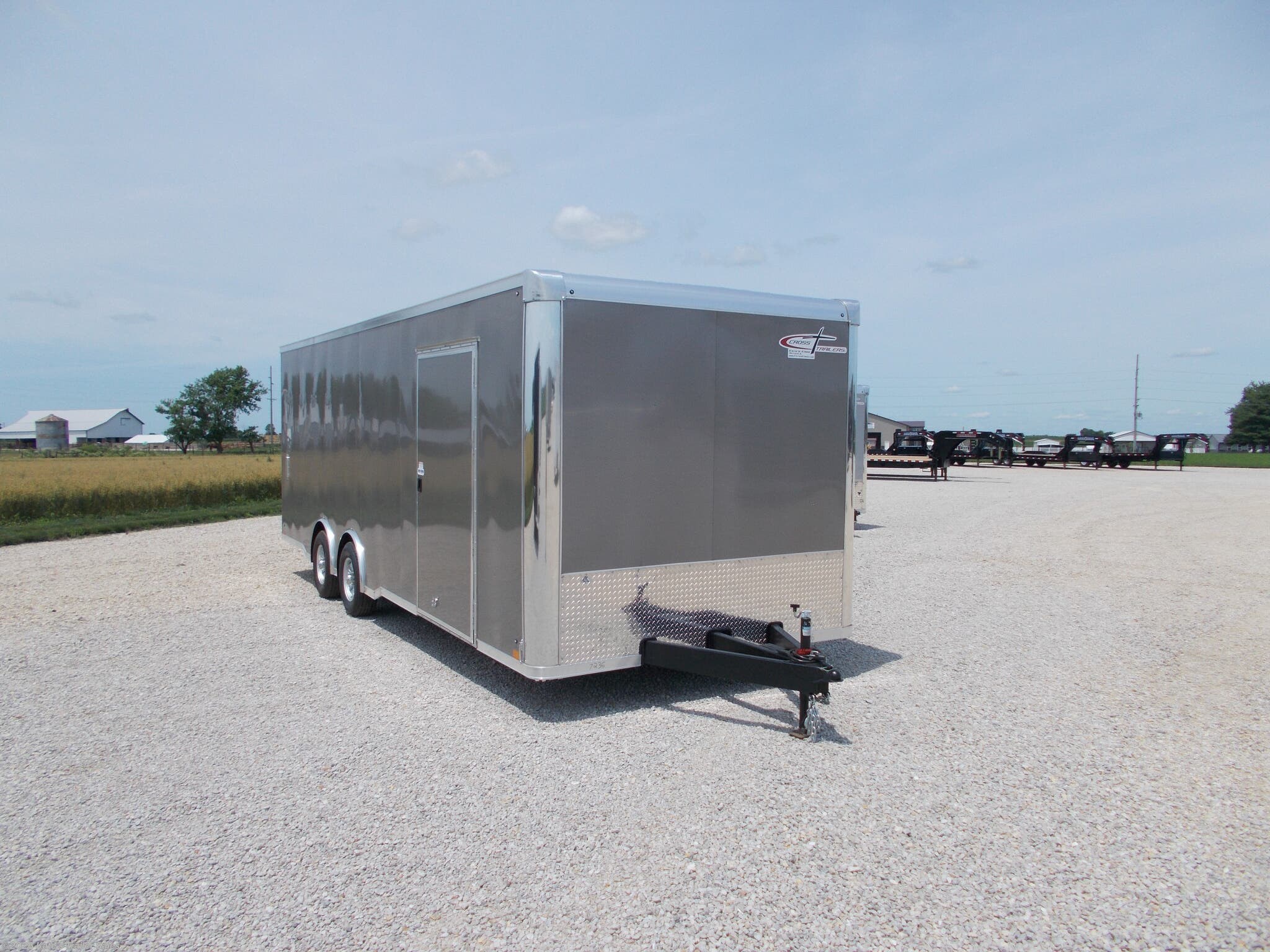 2022 Cross Trailers 8.5X24' Enclosed cargo Trailer Torsion Spread Axle