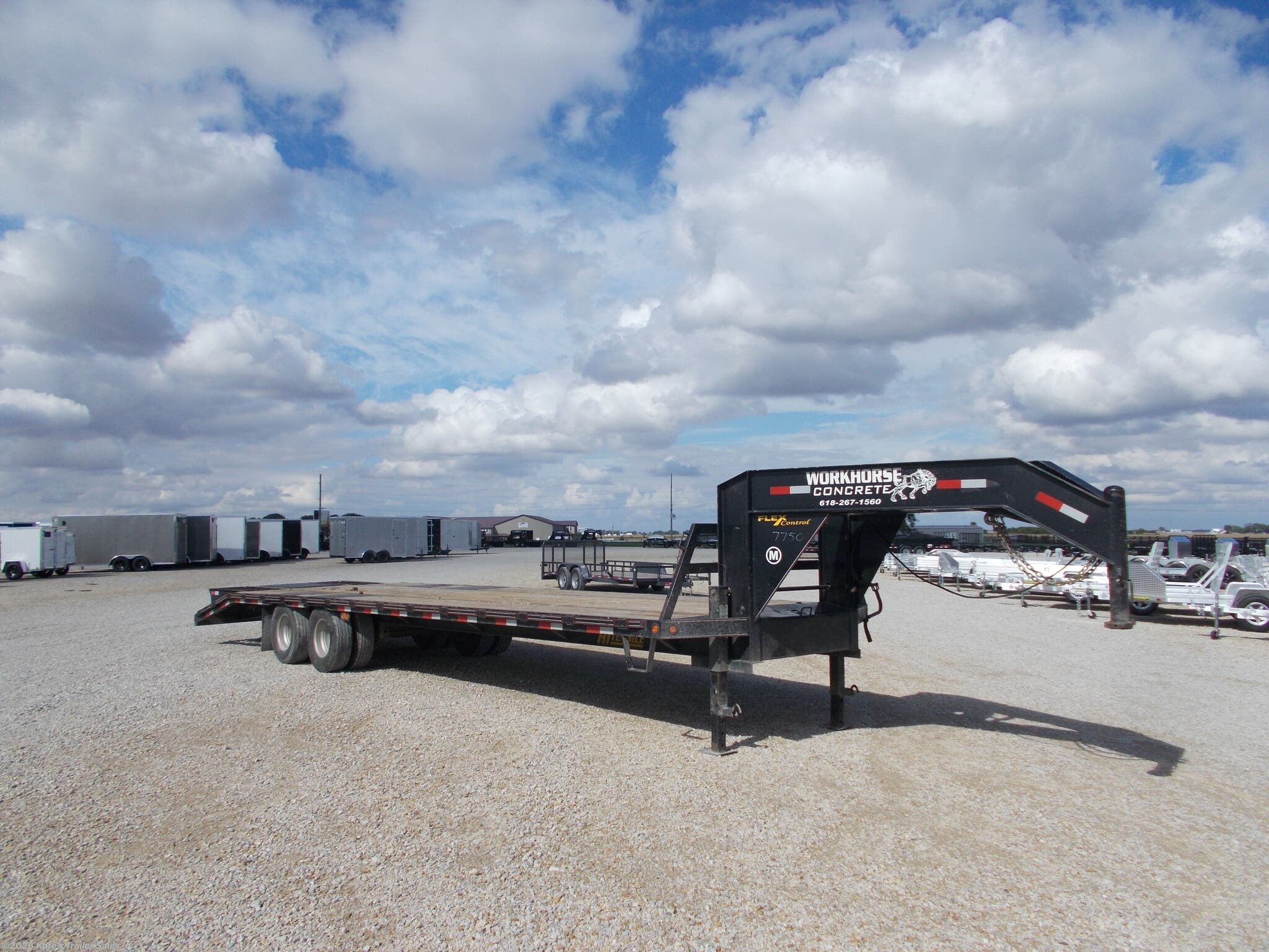 2016 Circle M Trailer MFG Used 102X32 Deckover Gooseneck Trailer 24000lb