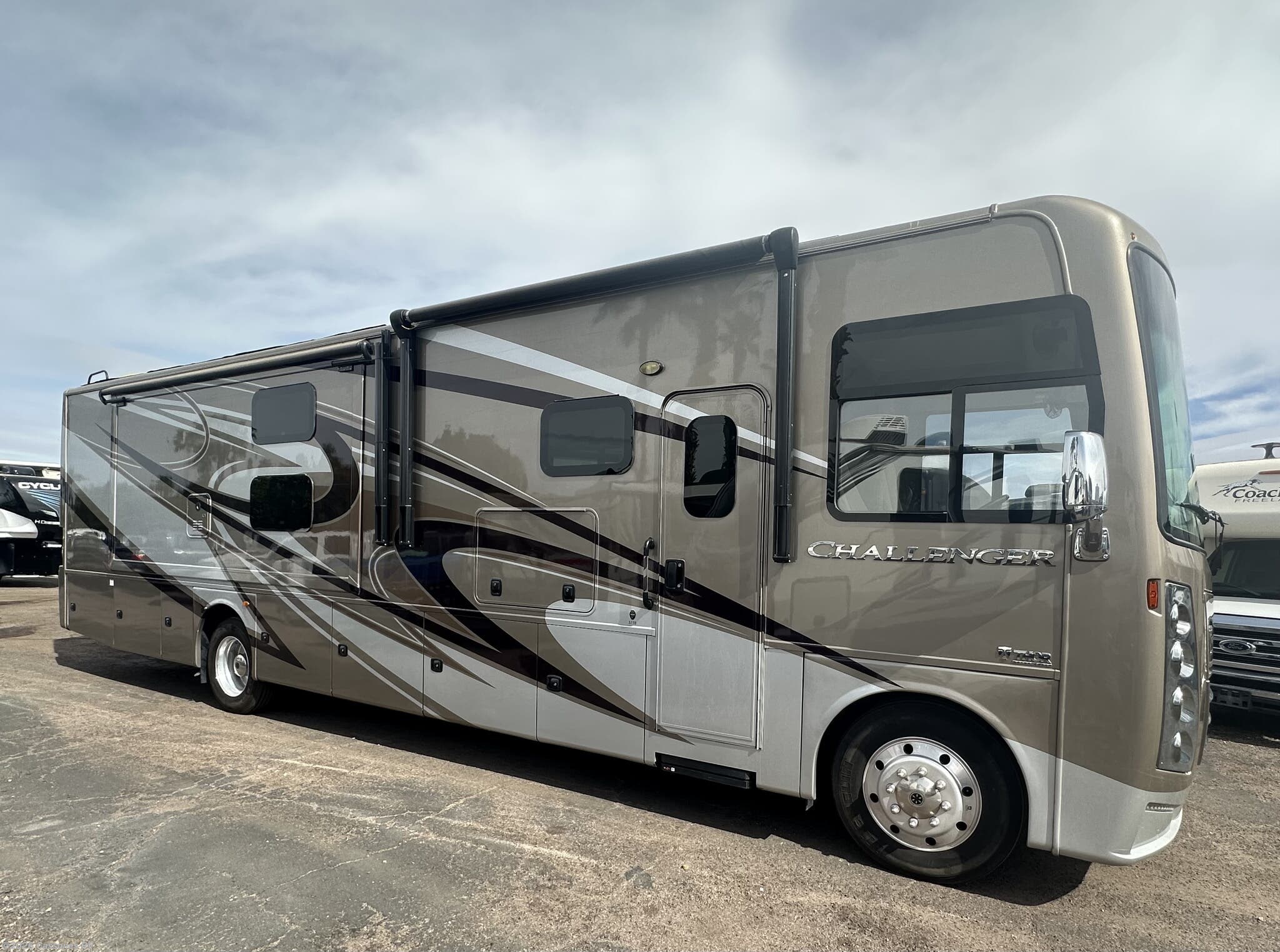 2020 Thor Motor Coach Challenger 37TB RV for Sale in Mesa, AZ 85213 ...