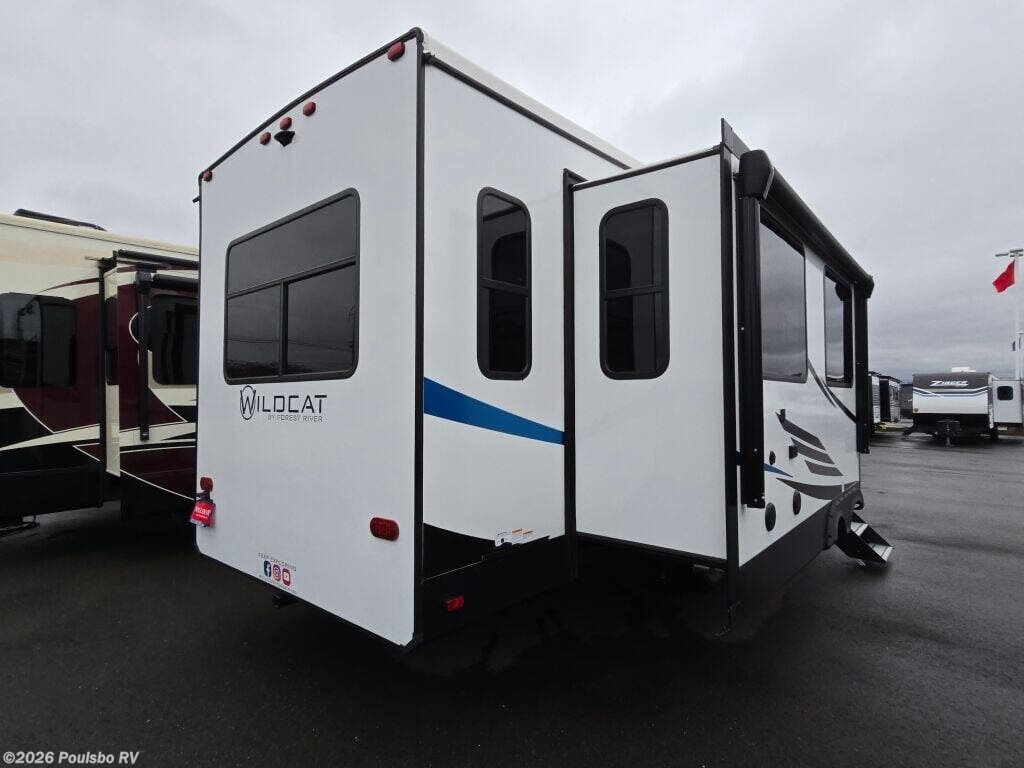2022 Forest River Wildcat Fifth Wheel 33RLBS RV for Sale in Mount ...