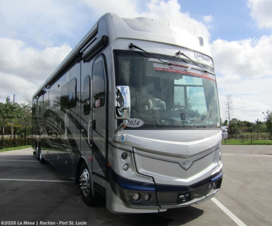 2024 Fleetwood Discovery LXE 44S-LXE RV for Sale in Port St. Lucie, FL ...