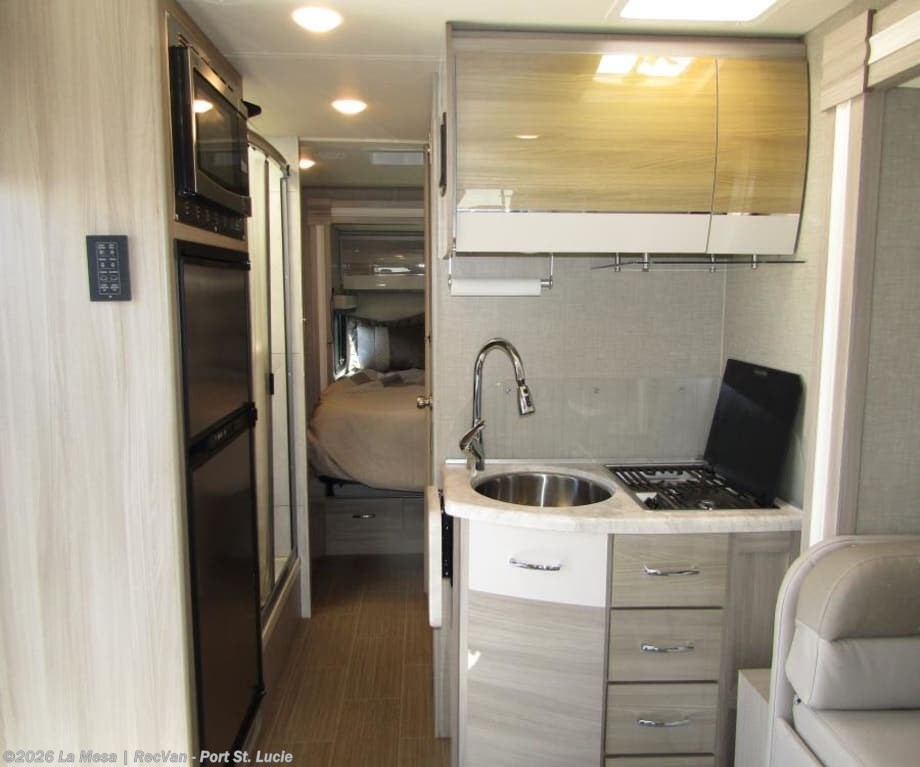 2021 Thor Motor Coach Tiburon 24RW RV for Sale in Port St. Lucie, FL ...