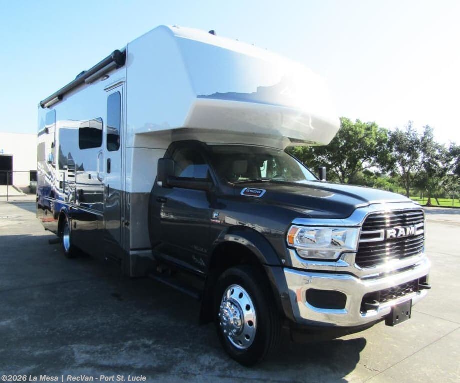 2021 Dynamax Corp Isata 5 Series 28SS RV for Sale in Port St. Lucie, FL ...