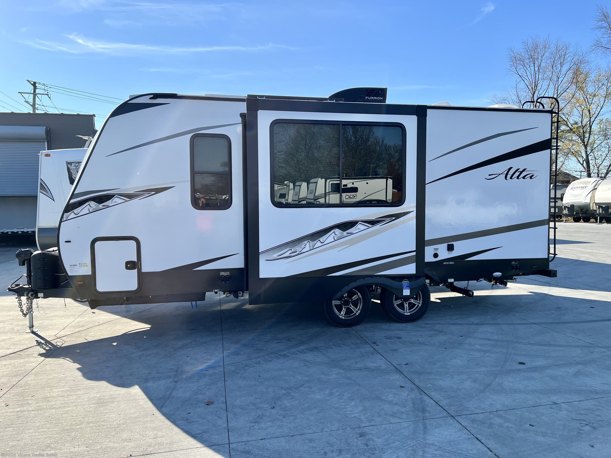 2024 East to West Alta 1900MMK