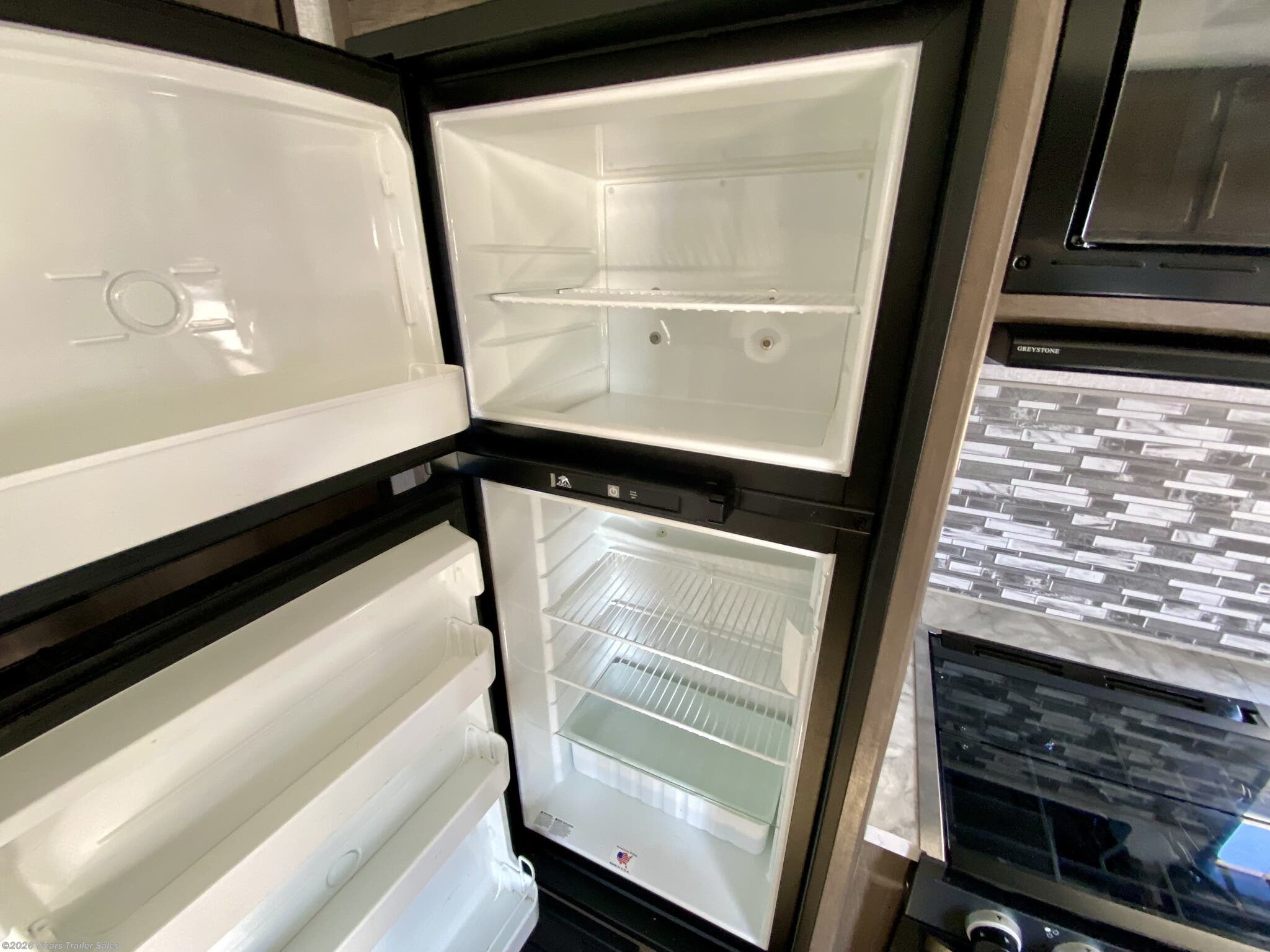 2021 Coleman Expedition LT 274BH