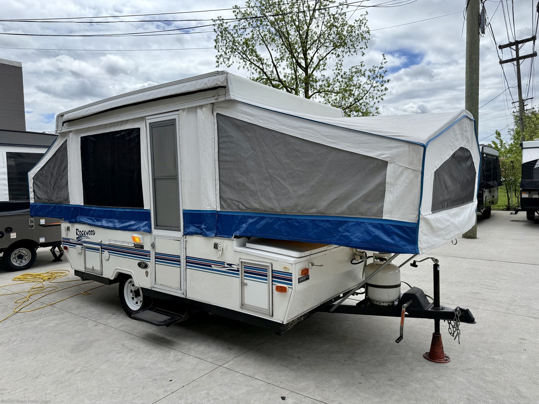 2000 Forest River Rockwood 1904 RV for Sale in Taylor, MI 48180 ...
