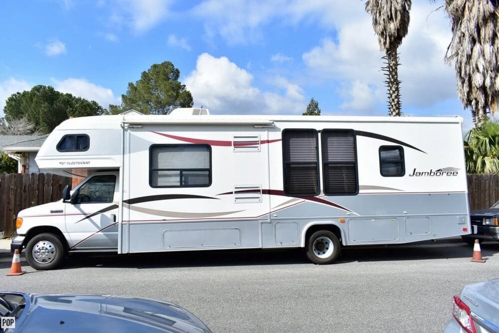 2008 Fleetwood Jamboree 31M RV for Sale in Santa Clarita, CA 91321 ...