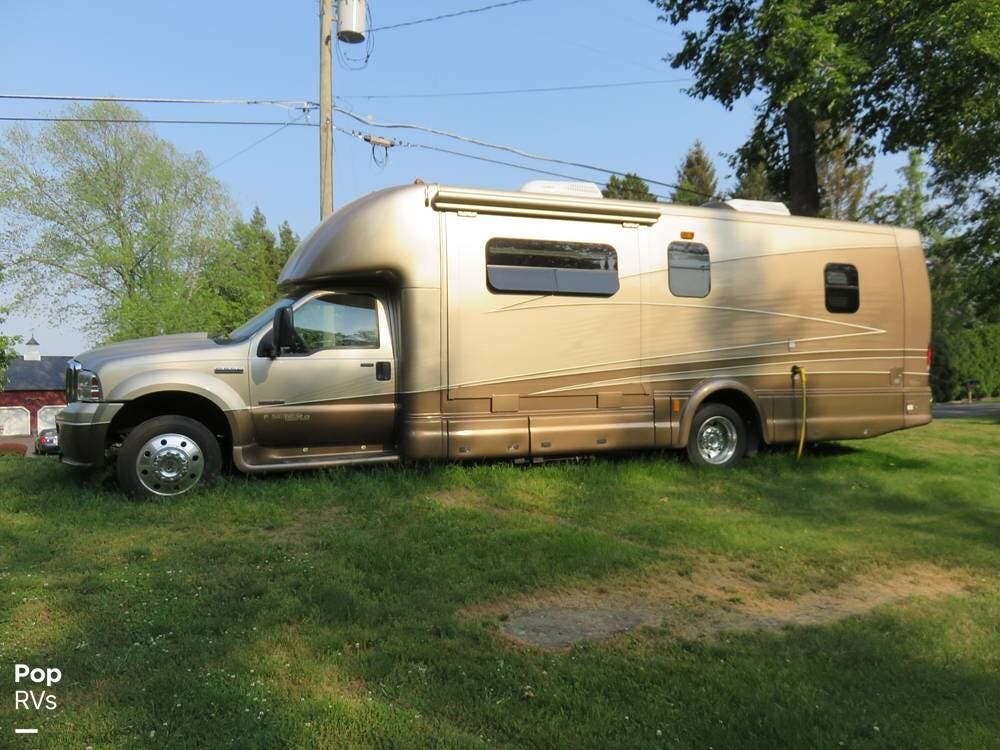 2006 Dynamax Corp Isata IF310 RV for Sale in Windsor, CT 06095 | 245070 ...