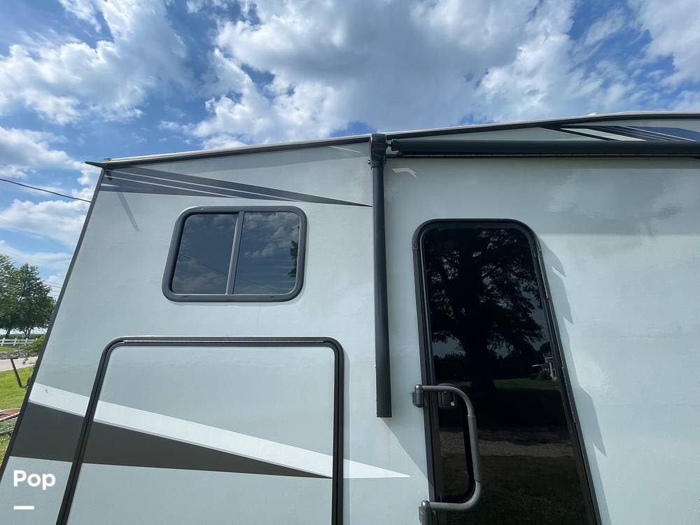 2022 Cherokee Arctic Wolf 321BH RV for Sale in Evansville, IN 47633 ...