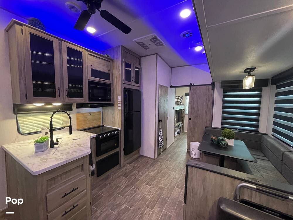 2022 Cherokee Arctic Wolf 321BH RV for Sale in Evansville, IN 47633 ...