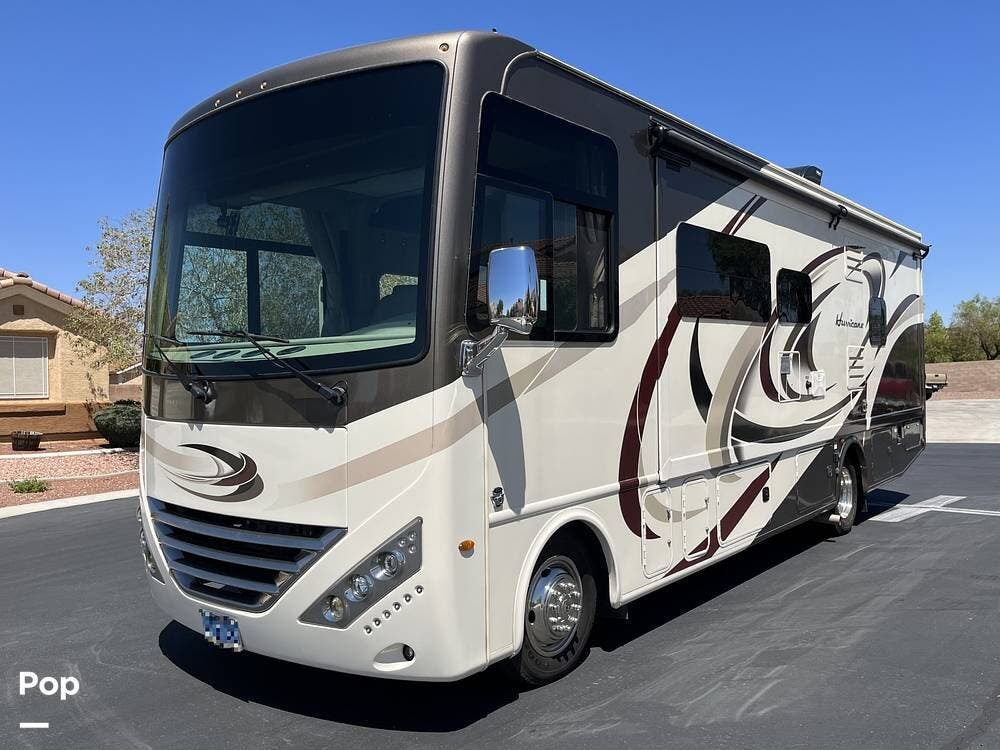 2018 Thor Motor Coach Hurricane 29M RV for Sale in Las Vegas, NV 89149 ...