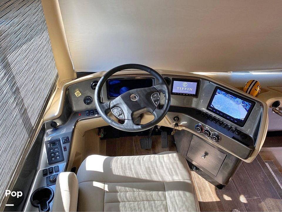 2022 Tiffin Phaeton 40IH #374062 - For Sale in Sarasota, FL