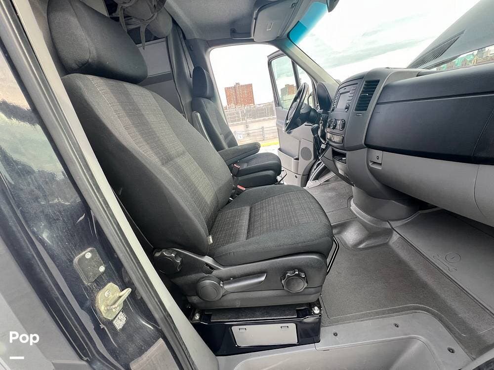 2017 Mercedes-Benz Sprinter 2500 144WB 4WD RV for Sale in Bronx, NY ...