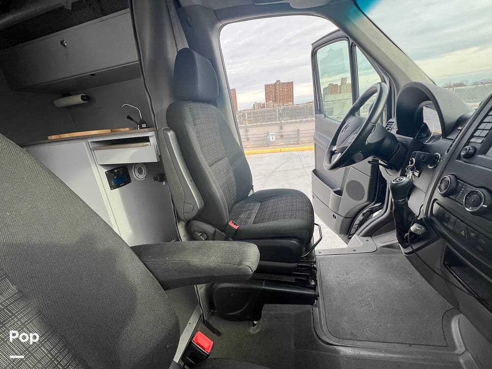 2017 Mercedes-Benz Sprinter 2500 144WB 4WD RV for Sale in Bronx, NY ...