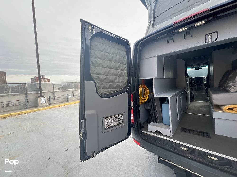 2017 Mercedes-Benz Sprinter 2500 144WB 4WD RV for Sale in Bronx, NY ...