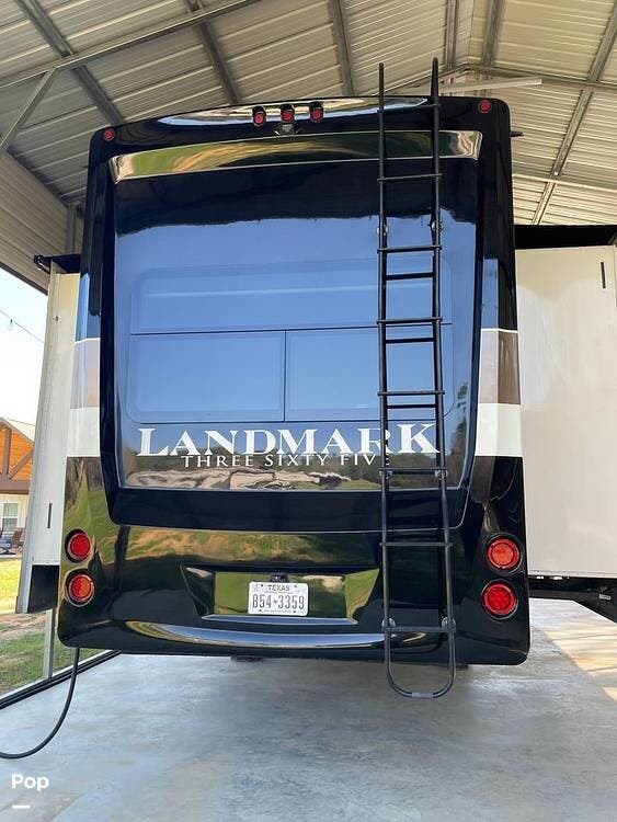 2018 Heartland Landmark 365 RV for Sale in Elkhart, TX 75839 | 396664 ...