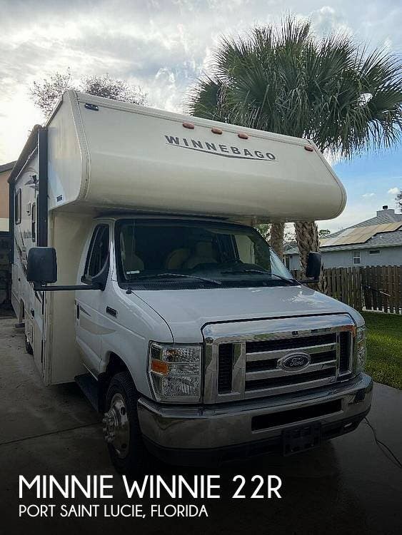 2018 Winnebago Minnie Winnie 22R RV for Sale in Port Saint Lucie, FL ...