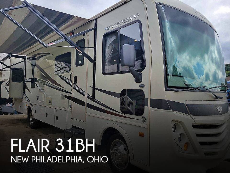 2017 Fleetwood Flair 31Bh RV for Sale in New Philadelphia, OH 44663 ...