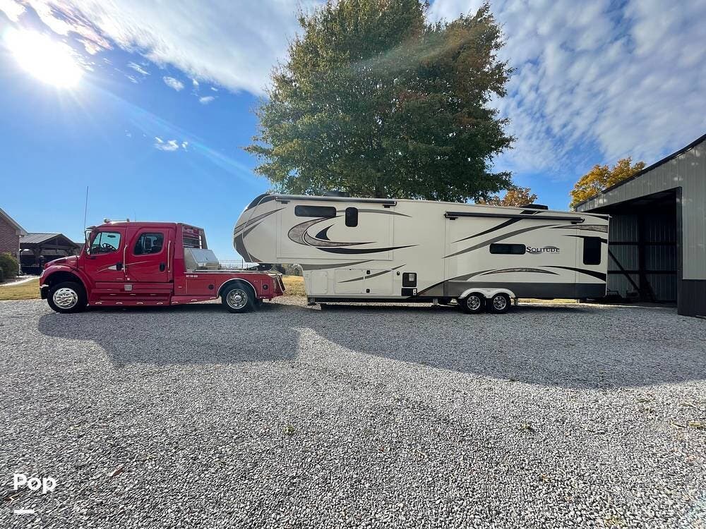 2017 Grand Design Solitude 384GK #326447 - For Sale in Springfield, TN