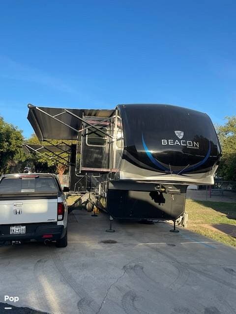 2019 Vanleigh Beacon 39RLB RV for Sale in San Antonio, TX 78251 ...