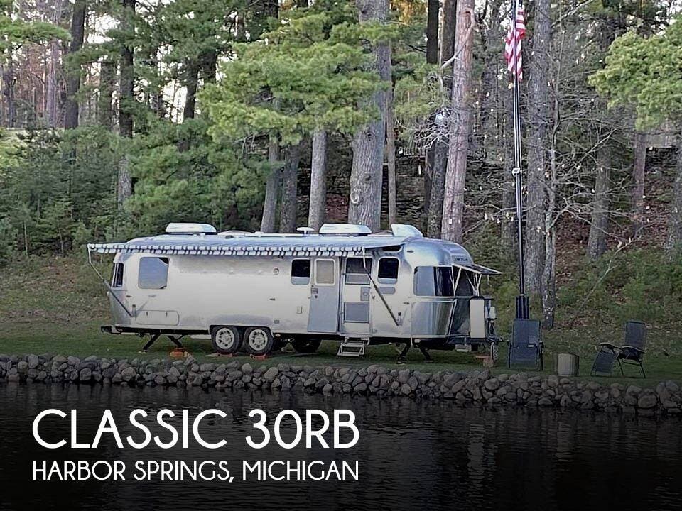 2018 Airstream Classic 30RB RV for Sale in Harbor Springs, MI 49740 ...
