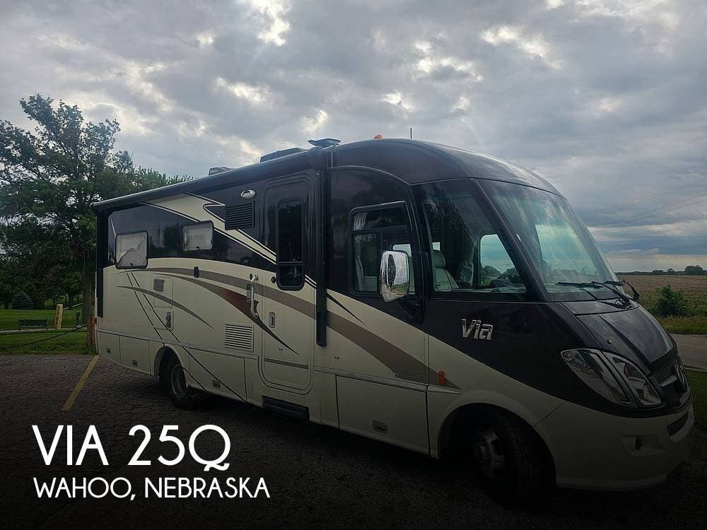 2016 Winnebago Via 25Q RV for Sale in Wahoo, NE 68066 | 414385 | RVUSA ...