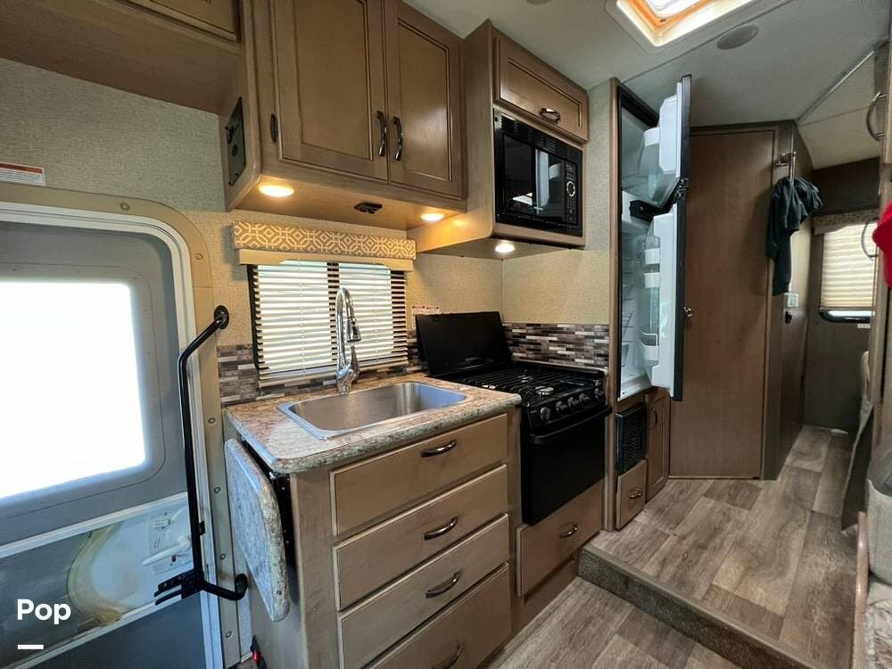 2018 Thor Motor Coach Freedom Elite 22FE RV for Sale in Columbus, IN ...