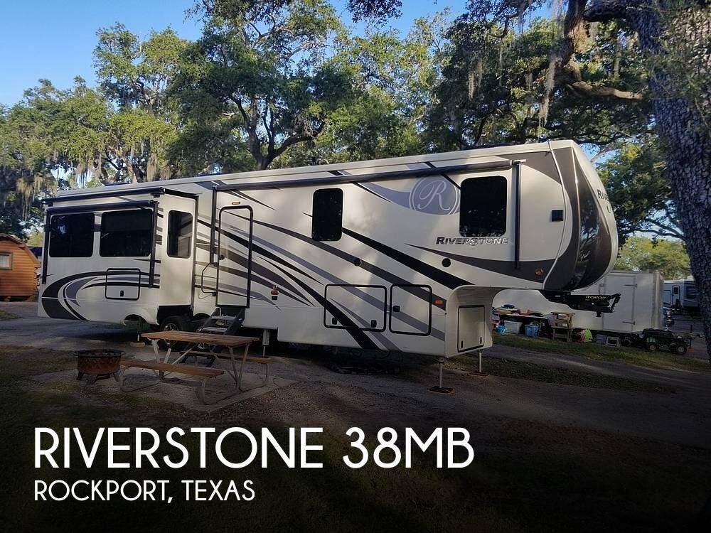 2018 Forest River RiverStone 38MB RV for Sale in Rockport, TX 78382 | 428948 | RVUSA.com Classifieds